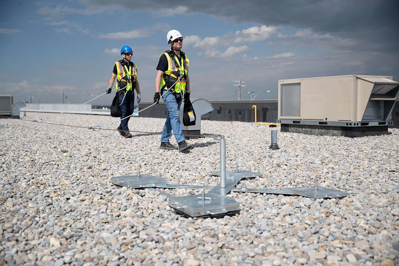 Horizontal Lifeline Systems for Fall Protection - Lighthouse Safety