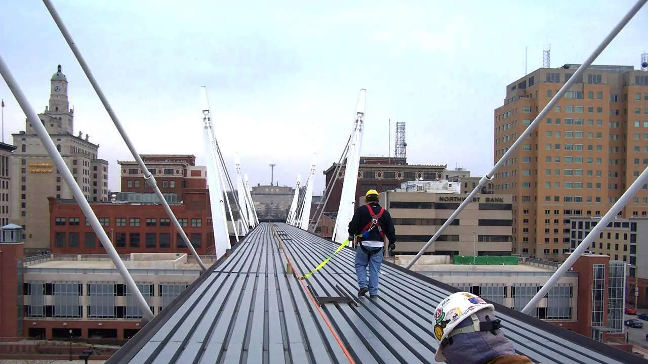 Lighthouse Safety – Engineered Fall Protection Systems & Training